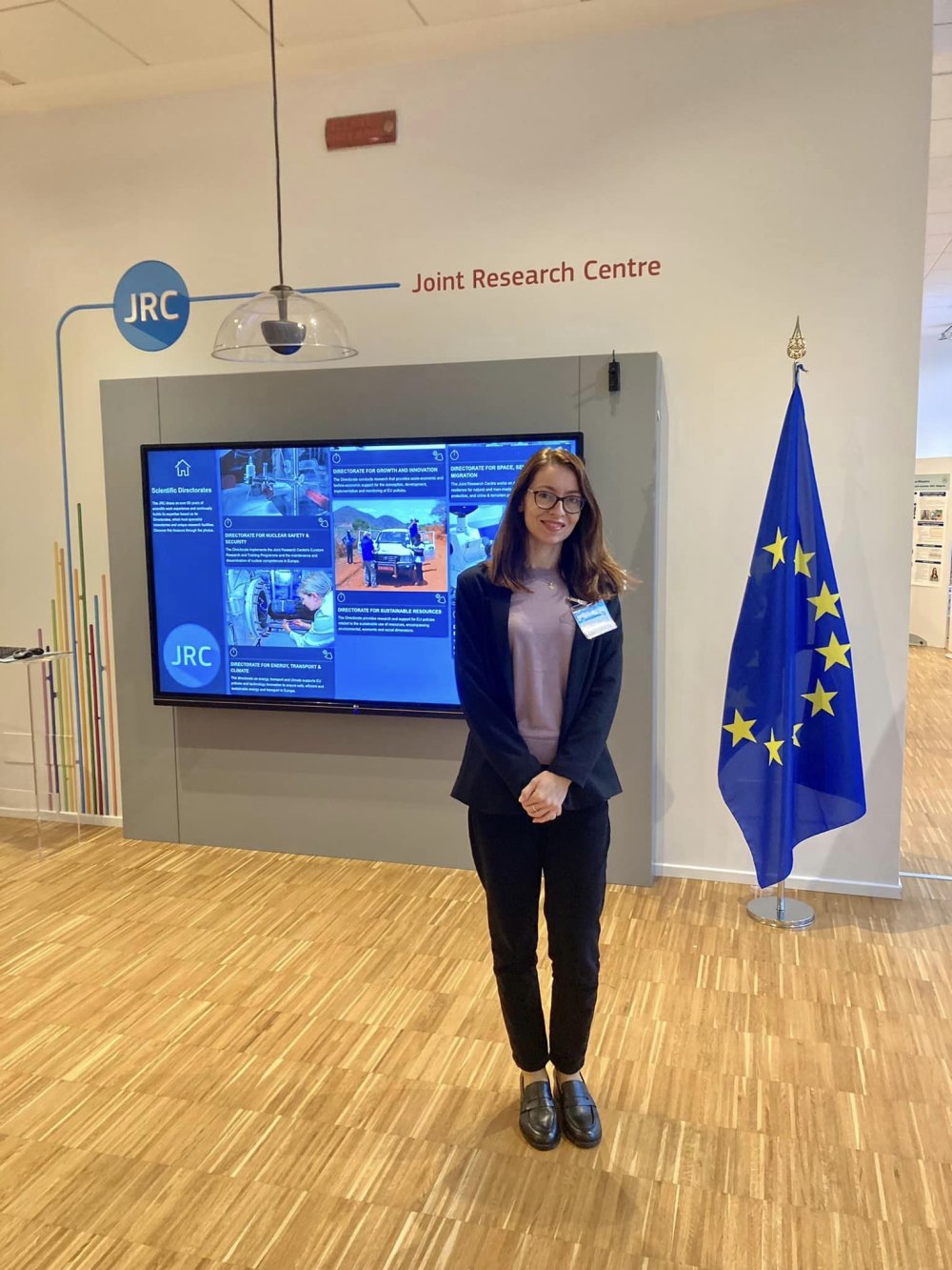 Преподавател от катедра "Обща икономическа теория" посети Съвместния ...